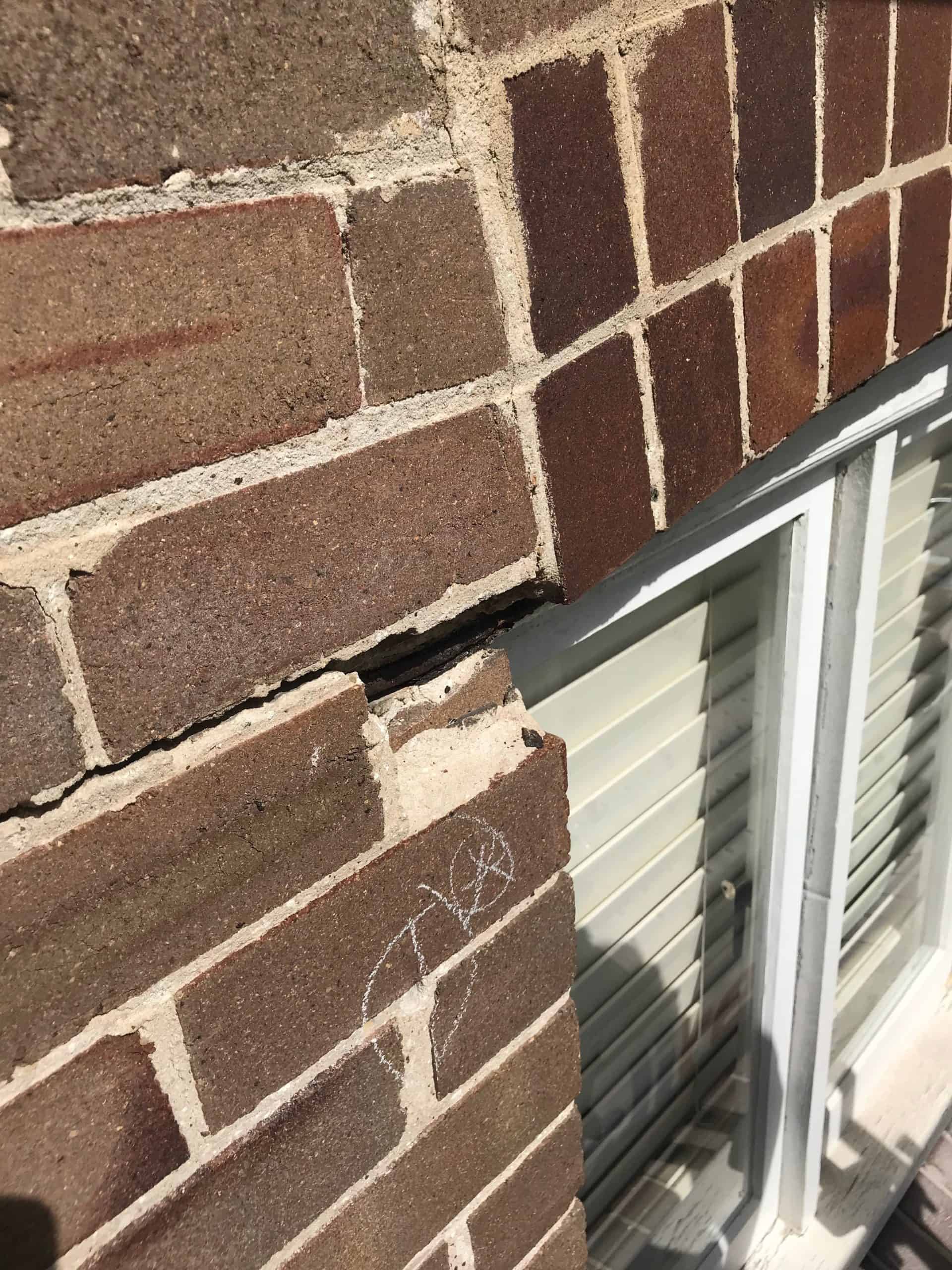 Coastal Unit Block-Corroded Brick Wall Ties and Window Lintels - Helitec