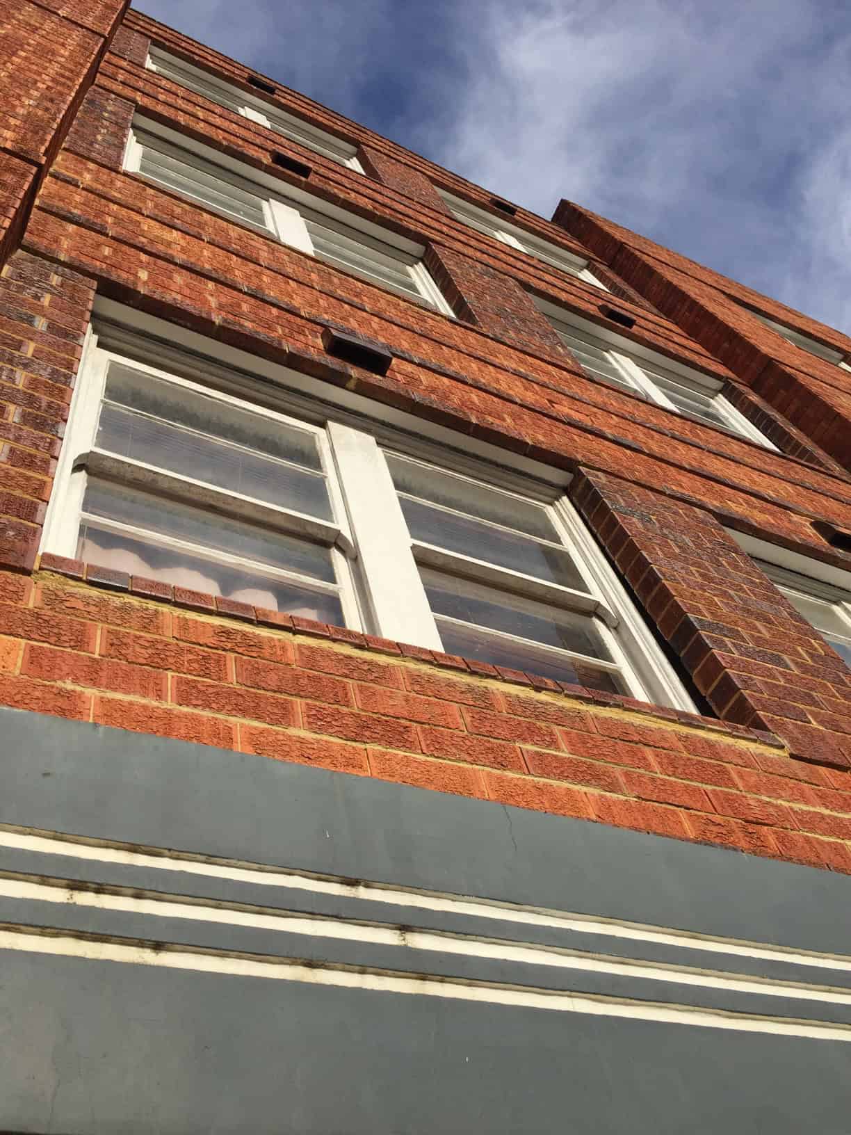 Function of Wall Ties in Brick Buildings - Helitec